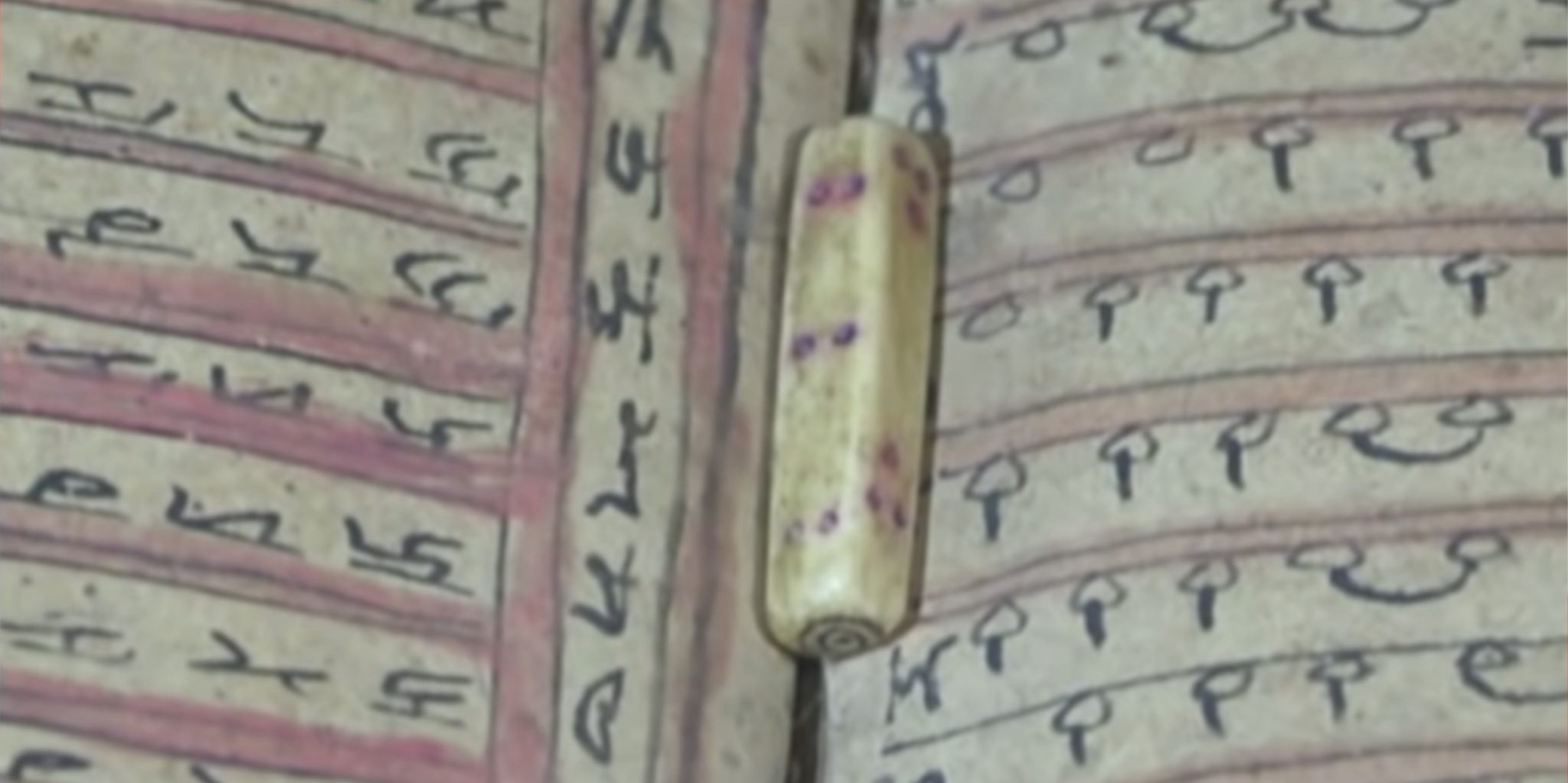 The Sancha Scripts: Divination and Dice – Endangered Alphabets